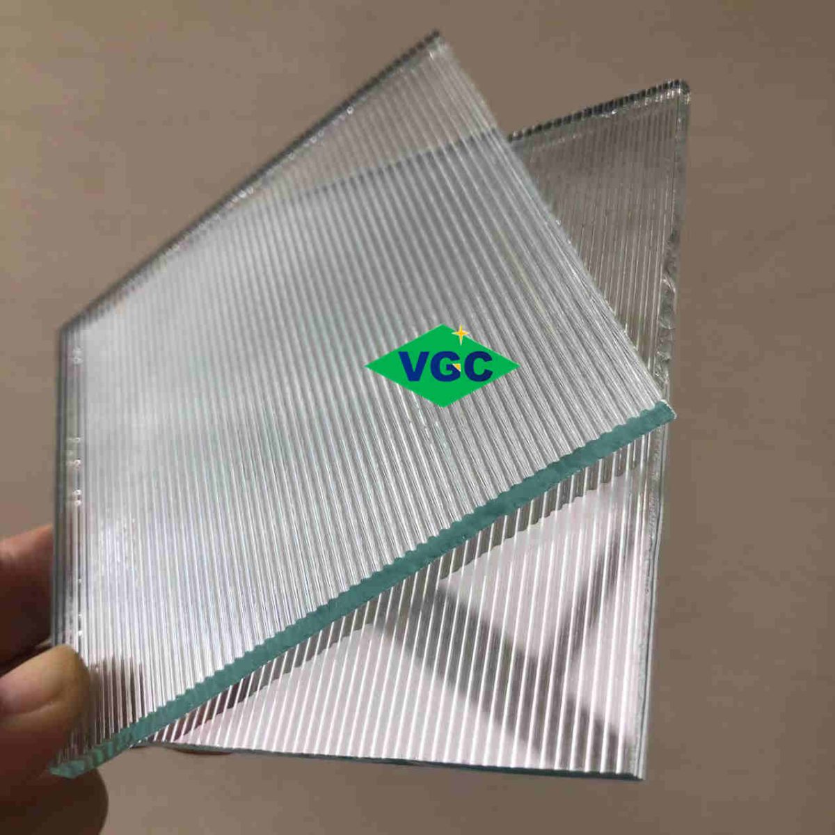 VGC Top Quality 2mm-10mm Decorative Patterned Glass Fluted Textured ...